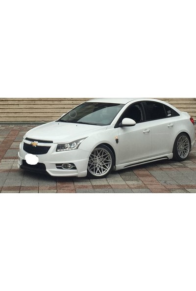 Güneşli Garaj Chevrolet Cruze R Marşpiyel (Plastik) Güneşli Garaj Chevrolet Cruze R Marşpiyel (Plastik)