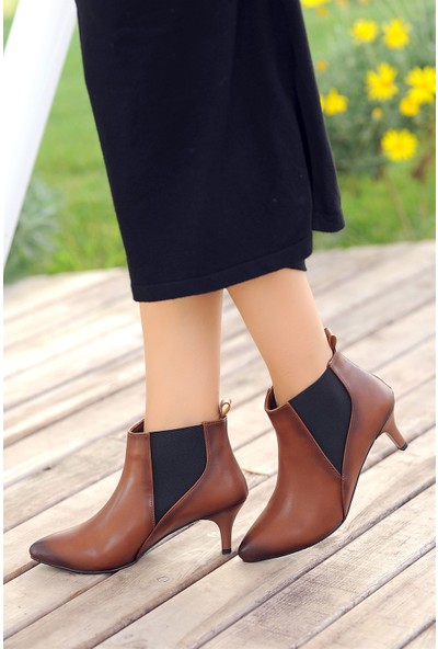 Pembe Potin Kalasik Topuk Kadın Bot A362-19
