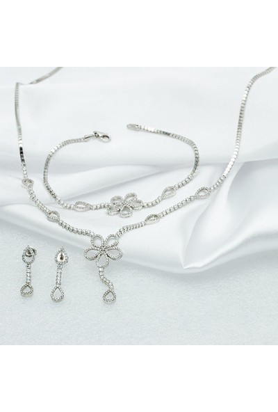 Bilezikci Pırlanta Görünümlü 14 Ayar Beyaz Altın Set