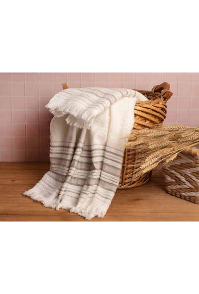 English Home Retro Çizgili 2'Li Banyo Havlusu Takımı 50X85Cm + 70X150Cm Ekru-Bej English Home Retro Çizgili 2'Li Banyo Havlusu Takımı 50X85Cm + 70X150Cm Ekru-Bej