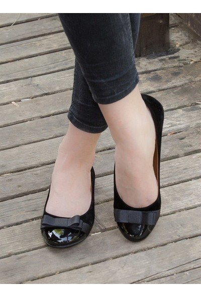 Fox Shoes Siyah Kadın Babet 8726019502