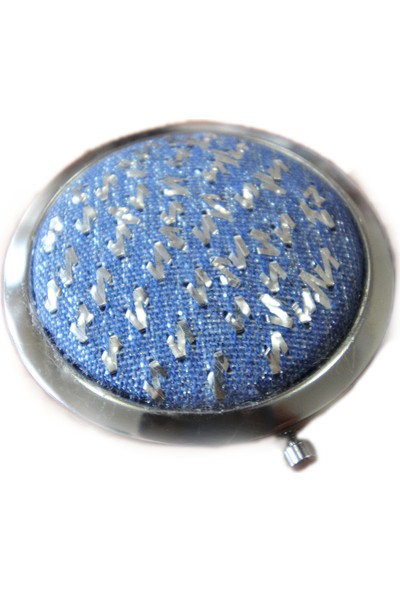 Lefke Bezi Cep Aynası(Tel Kırma)Mavi Zemin Üstüne Gümüş Lefke Bezi Cep Aynası(Tel Kırma)Mavi Zemin Üstüne Gümüş