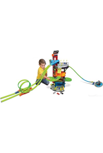 Maisto Büyük Otopark Seti Maisto Büyük Otopark Seti