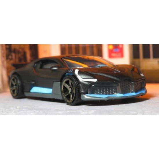 Matchbox Koleksiyon Metal Model Araba 2018 Bugatti Divo Fiyatı