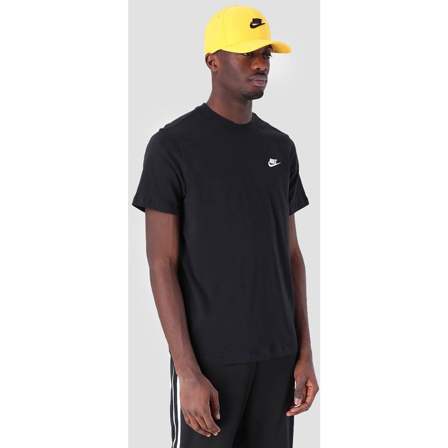 Nike Sportwear Erkek Siyah Sıfır Yaka Tişört Ar4997-013 Fiyatı