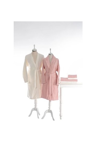 Özdilek Orkide Güpürlü Aile Bornoz Seti Özdilek Orkide Güpürlü Aile Bornoz Seti