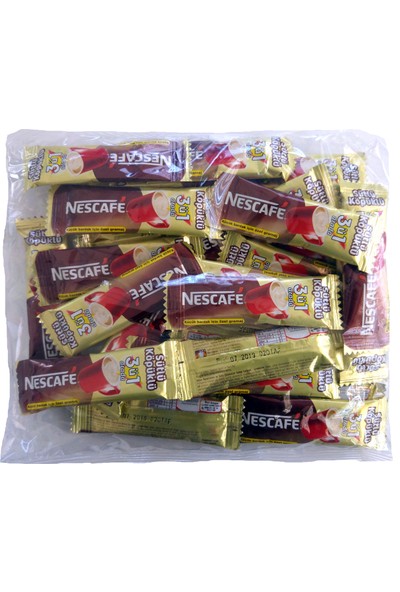 Nescafe 3'ü 1 Arada Sütlü Köpüklü Kahve 9 gr İkramlık 32'li Paket Nescafe 3'ü 1 Arada Sütlü Köpüklü Kahve 9 gr İkramlık 32'li Paket