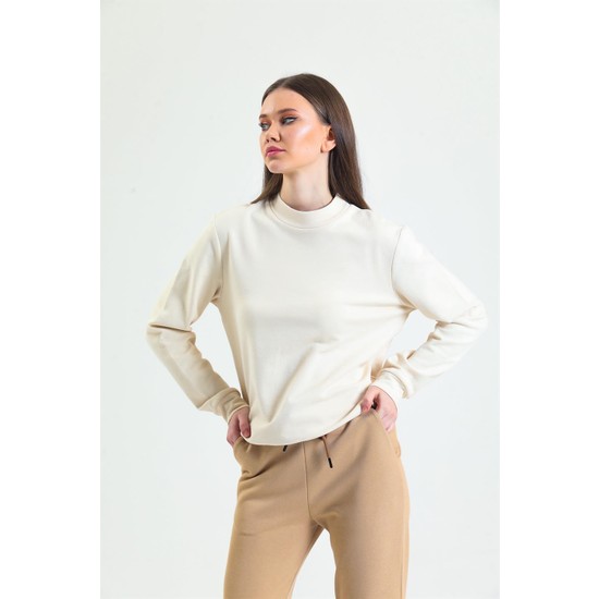 Pulur.co Krem Dik Yaka Sweatshirt Fiyatı - Taksit Seçenekleri