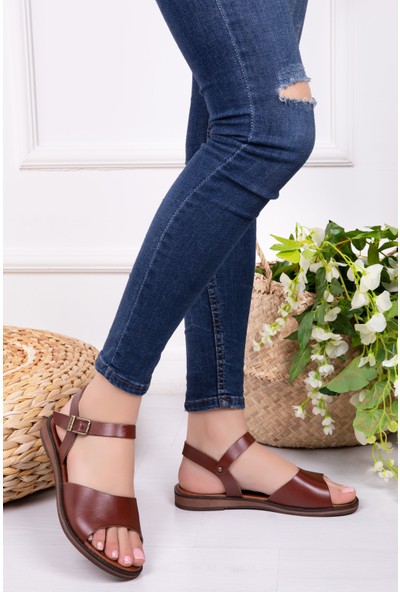 Tarçın Deri Günlük Kahverengi Kadın Sandalet Ayakkabı Trc61-0086 Tarçın Deri Günlük Kahverengi Kadın Sandalet Ayakkabı Trc61-0086