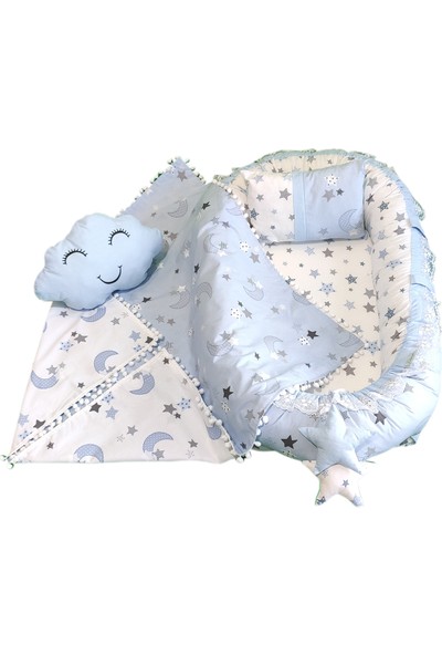 Bebek Atölyesi Mavi Ayyıldız Desenli Ponpon Battaniye ,babynest ve Bulut Yastık Bebek Atölyesi Mavi Ayyıldız Desenli Ponpon Battaniye ,babynest ve Bulut Yastık