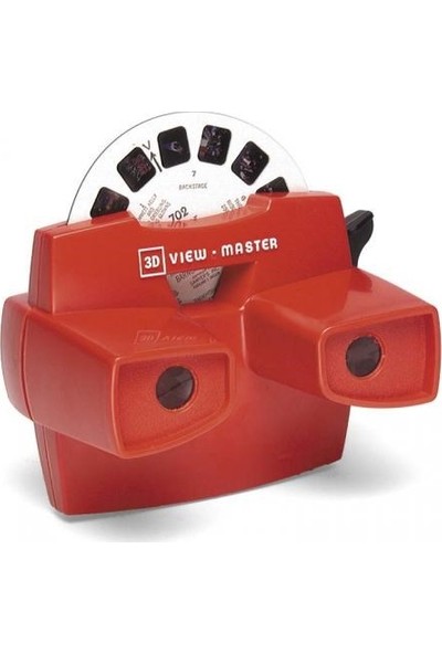 RoseRoi Filmli Kabe'yi Gösteren Nostaljik Fotoğraf Makinası RoseRoi Filmli Kabe'yi Gösteren Nostaljik Fotoğraf Makinası