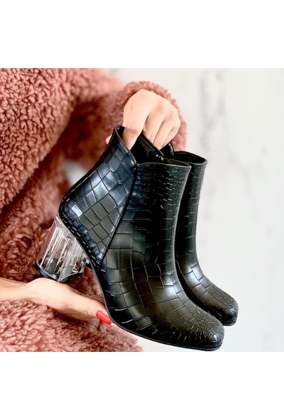 Limoya Shania Siyah Kroko Fermuarlı Şeffaf Topuklu Küt Burunlu Bootie Limoya Shania Siyah Kroko Fermuarlı Şeffaf Topuklu Küt Burunlu Bootie