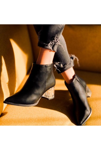 Limoya Aubree Siyah Deri Şeffaf Topuklu Western Bootie Limoya Aubree Siyah Deri Şeffaf Topuklu Western Bootie