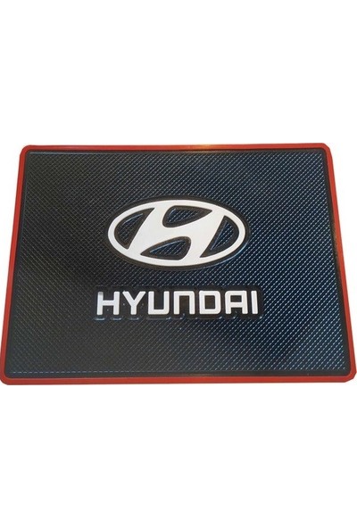Otozum Hyundai Logolu ve Amblemli Torpido Pedi Otozum Hyundai Logolu ve Amblemli Torpido Pedi