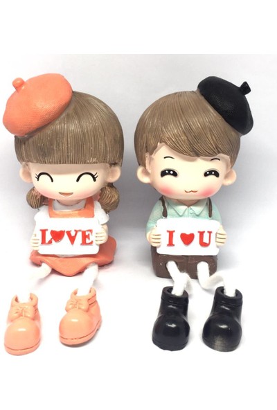 Jetfast Ayakları Sallanan Bere Takan Sevgili Biblo Jetfast Ayakları Sallanan Bere Takan Sevgili Biblo