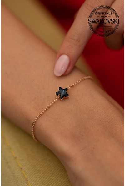 Swarovski Taşlı Yıldız Model Rose Kaplama Gümüş Bileklik Swarovski Taşlı Yıldız Model Rose Kaplama Gümüş Bileklik