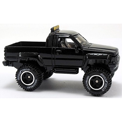 Hot Wheels Premium 1987 Toyota Pickup Truck DMC55 HKC20 Fiyatı