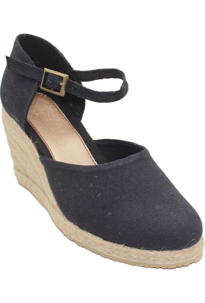 Gökçe Kundura Dolgu Topuk Sandalet