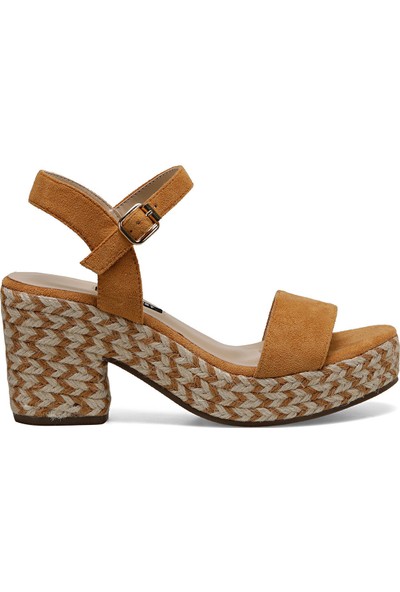 Nine West Norına Camel Kadın Dolgu Topuk Sandalet Nine West Norına Camel Kadın Dolgu Topuk Sandalet