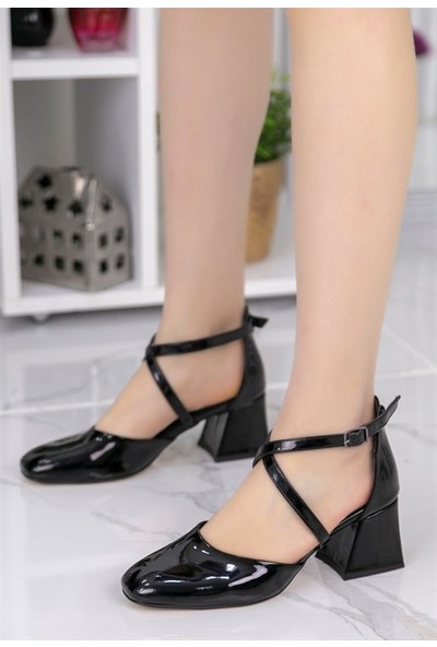 8Stil Persis Siyah Rugan Topuklu Ayakkabı