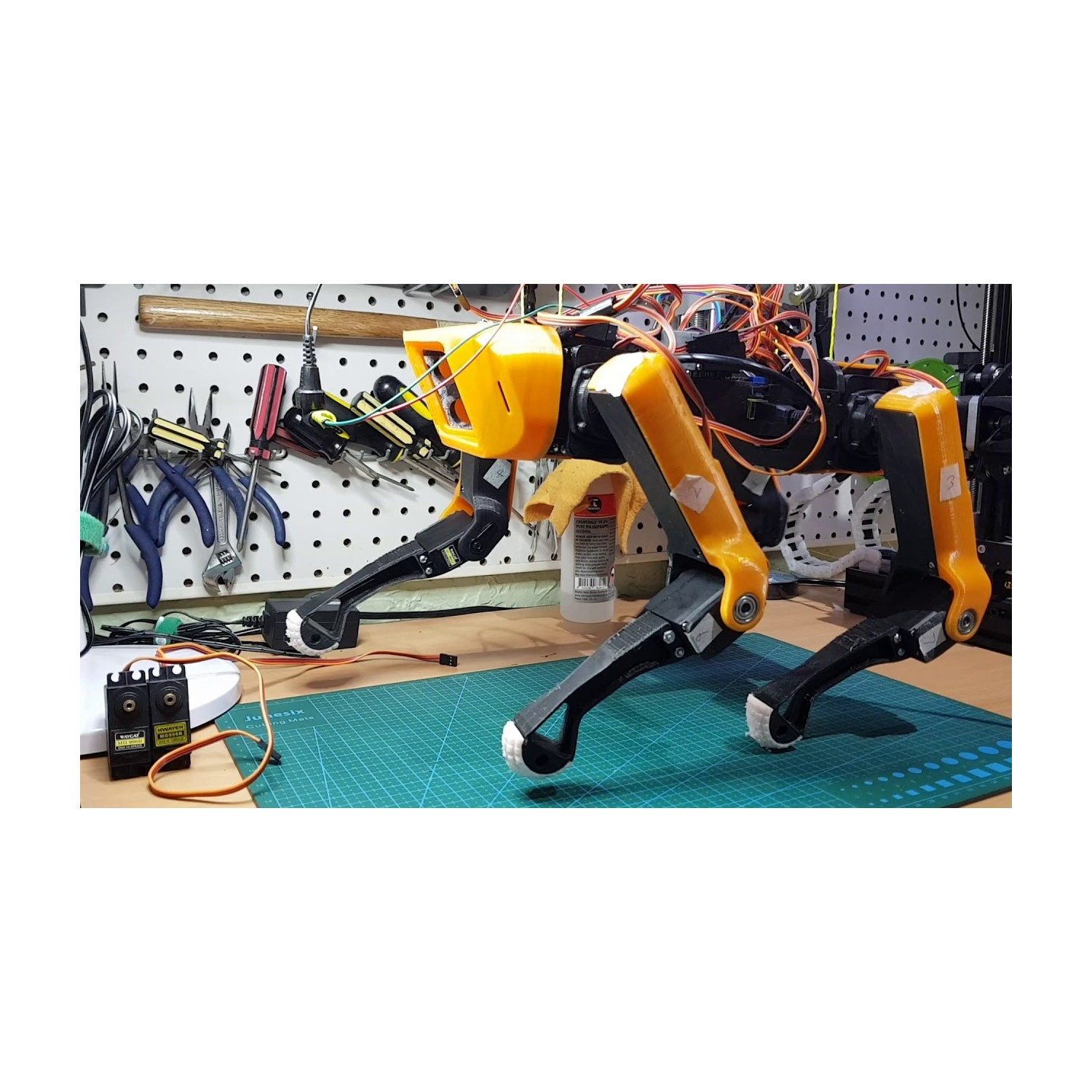 HLS-NC Boston Dynamics Spot Dog /robot Köpek Projesi Plastik Fiyatı