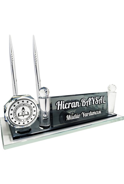 Sentez Okul Müdürüne Masa İsimliği Sentez Okul Müdürüne Masa İsimliği