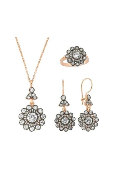 Ay Store Elmas Eskitme Motifli Gümüş Set-Takım Modeli.