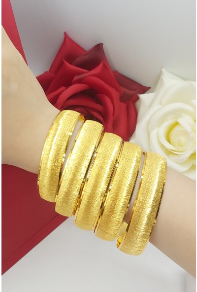Zeygold Altın Kaplama 5 Adet 1.5 Cm Yaldızlı Bilezik Zeygold Altın Kaplama 5 Adet 1.5 Cm Yaldızlı Bilezik