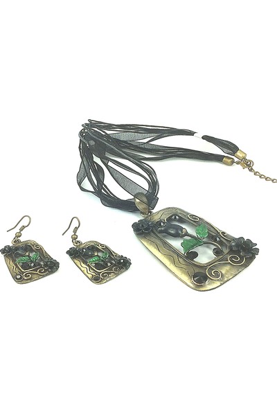 Aphrodite Accessories Çerçeve Çiçek Desenli Kolye Küpe Set