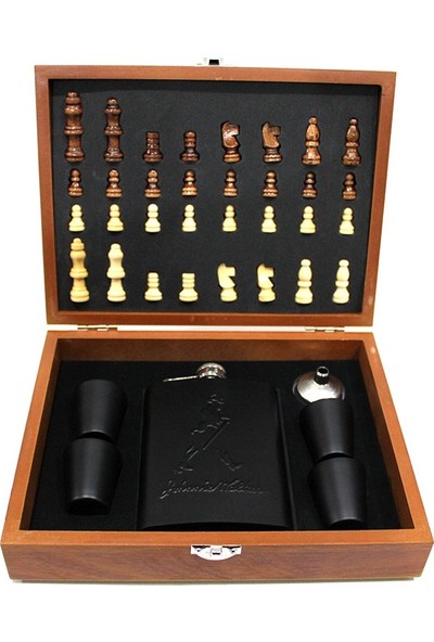 Original Buotique Ahşap Kutulu Satrançlı Deri Kaplama Matara Seti Original Buotique Ahşap Kutulu Satrançlı Deri Kaplama Matara Seti