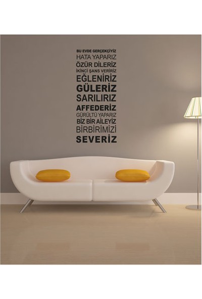 Bu Evde Gerçekçiyiz Duvar Yazısı 135X57 Cm