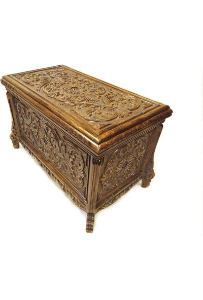 Hakkak Ayaklı Maraş Çeyiz Sandığı