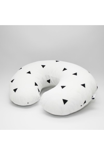 Dear Deer Love Emzirme Minderi Siyah Üçgen