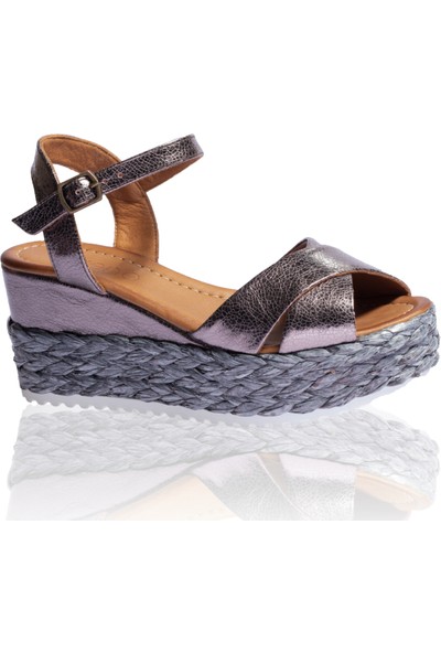 Bueno Shoes Hasırlı Hakiki Deri Kadın Dolgu Topuk Sandalet 9N3606