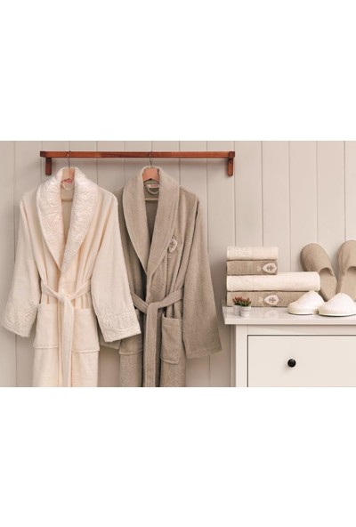 Özdilek Wedding Aile Bornoz Seti Krem-Taş Özdilek Wedding Aile Bornoz Seti Krem-Taş