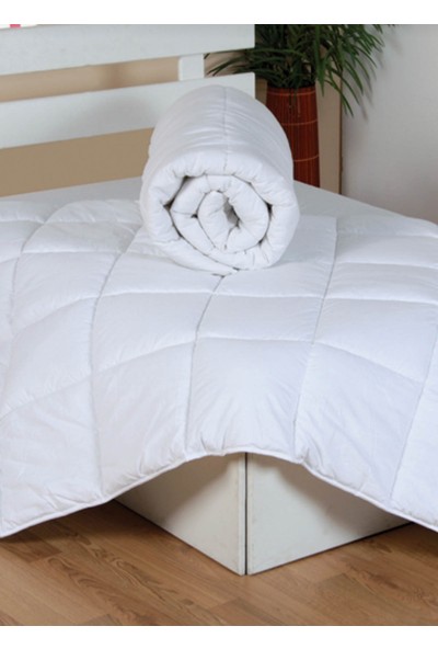 Madame Clean Tek Kişilik Antialerjik Microfiber Yorgan 155X215 Madame Clean Tek Kişilik Antialerjik Microfiber Yorgan 155X215