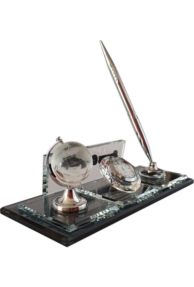 Mert Kristal Isimlik, Dünya Figürlü Kristal Masa İsimliği Mert Kristal Isimlik, Dünya Figürlü Kristal Masa İsimliği