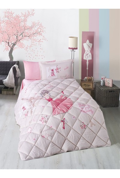 Clasy Tek Kişilik Yorgan Romantic Girl Pembe Clasy Tek Kişilik Yorgan Romantic Girl Pembe