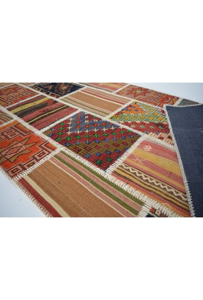 Madalyon El Örgüsü Patchwork Halı - Yün