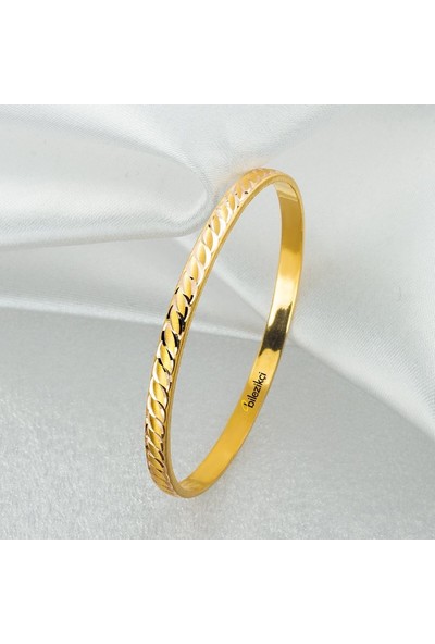 Bilezikci Burmalı İçi Boş 14 Ayar Altın Çocuk Bileziği Bilezikci Burmalı İçi Boş 14 Ayar Altın Çocuk Bileziği