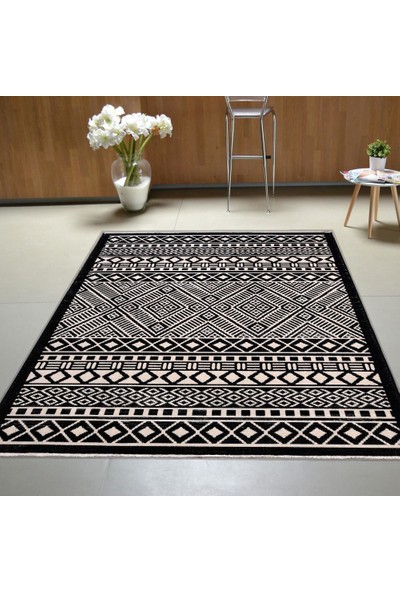 Halı Home Halı Hattuşa Koleksiyonu Ht-04 Siyah Saçaklı Halı 80 x 150 cm Halı Home Halı Hattuşa Koleksiyonu Ht-04 Siyah Saçaklı Halı 80 x 150 cm