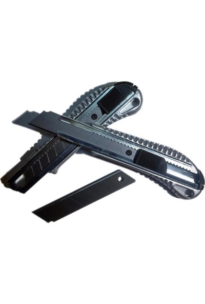Cosso Metal Maket Bıçağı + 10 Adet Kalın Tip (0.5Mm) Bıçak Ağzı Cosso Metal Maket Bıçağı + 10 Adet Kalın Tip (0.5Mm) Bıçak Ağzı