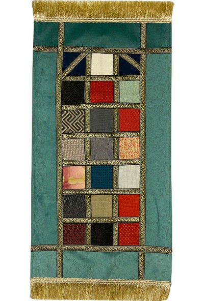 Zemzemm Astarlı Kırk Yama Desenli Çocuk Seccadesi Zemzemm Astarlı Kırk Yama Desenli Çocuk Seccadesi