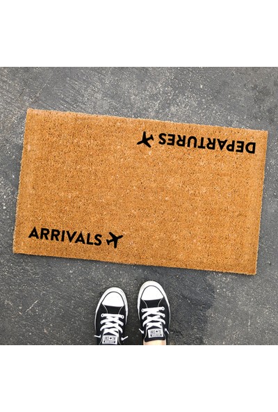 Fekare Arrivals-Departures Paspas