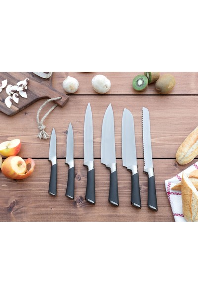 Madame Coco Magie Titanyum Kaplama Santoku Bıçağı Madame Coco Magie Titanyum Kaplama Santoku Bıçağı
