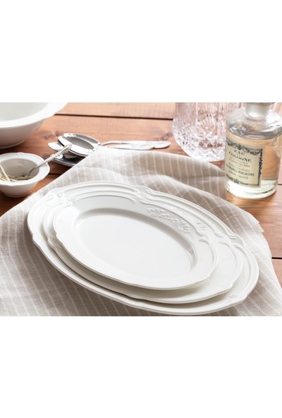 Madame Coco Olıve 12-- New Bone Chına Oval Tabak Madame Coco Olıve 12-- New Bone Chına Oval Tabak