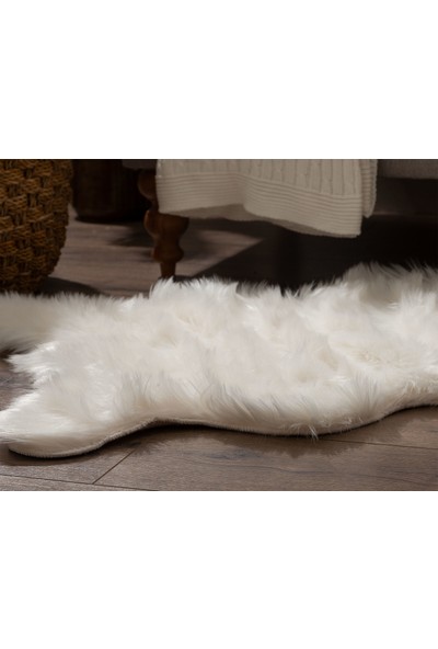 Madame Coco Lela Post Halı - Ekru - 60x90 cm Madame Coco Lela Post Halı - Ekru - 60x90 cm