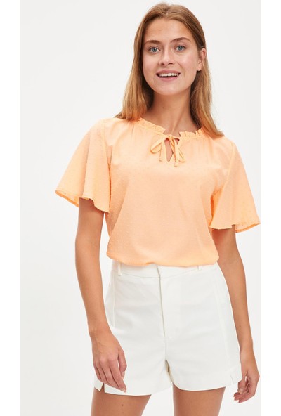 DeFacto Basic Regular Fit Kısa Kollu Bluz R3303AZ20AU