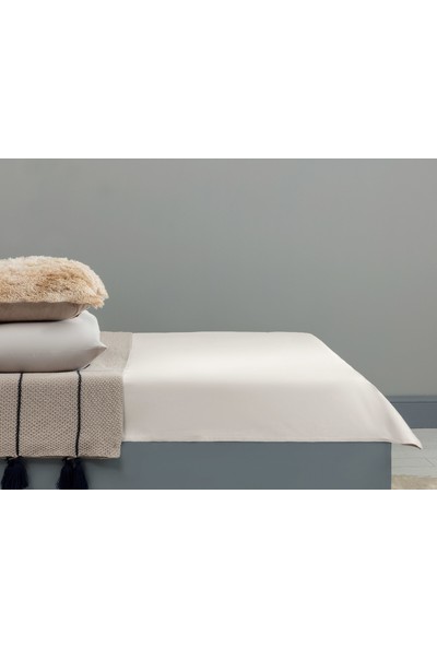 Madame Coco Dorothy Çift Kişilik Ranforce Çarşaf - Ekru Madame Coco Dorothy Çift Kişilik Ranforce Çarşaf - Ekru