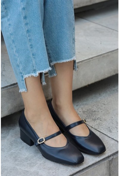 Mio Gusto Julia Lacivert Taşlı Topuklu Ayakkabı